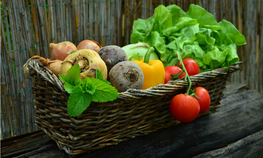 8 Beneficios de comer verduras crudas | MamasLatinas.com