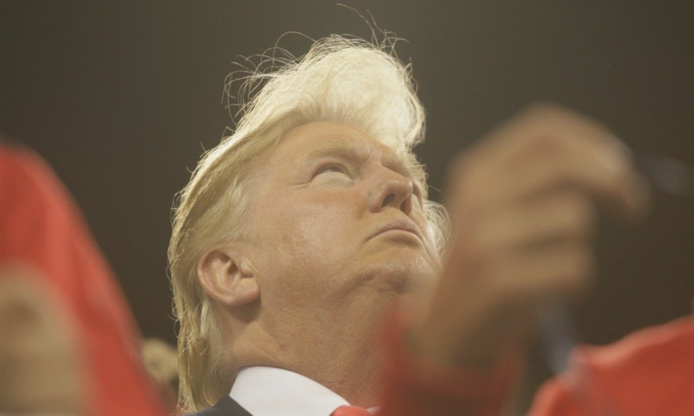 Donald Trump tiene un secreto para su famoso cabello | MamasLatinas.com
