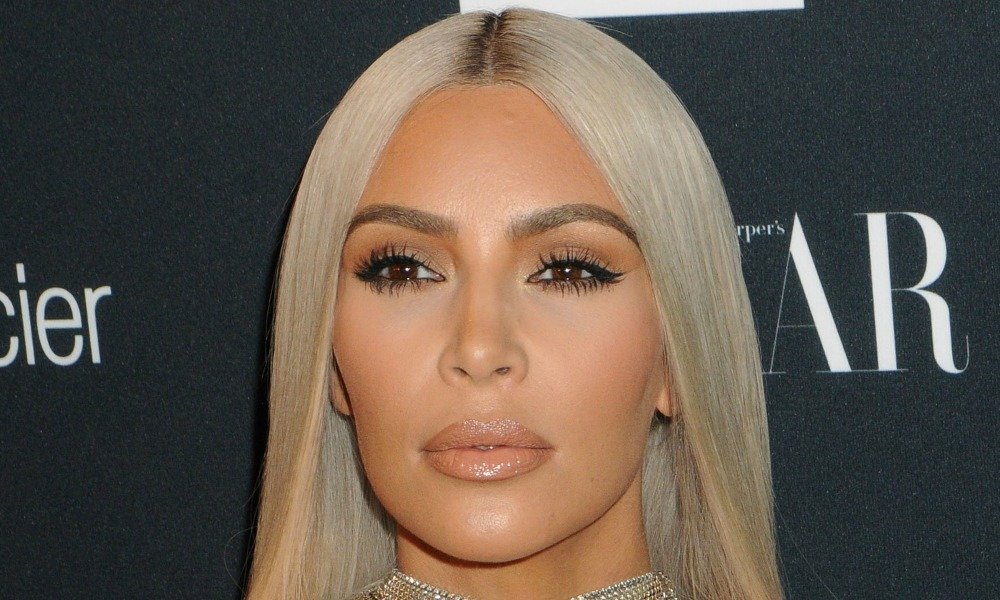 Kim Kardashian best ab moments (PICTURES) | MamasLatinas.com