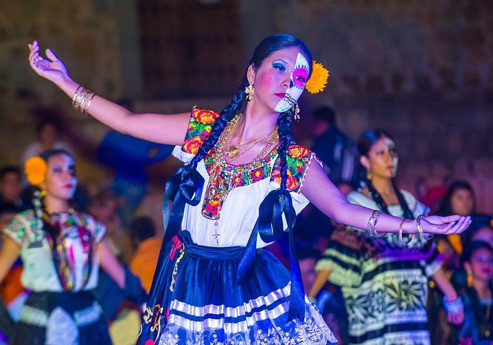 Ideas for best authentic Latina costumes for halloween (PHOTOS ...