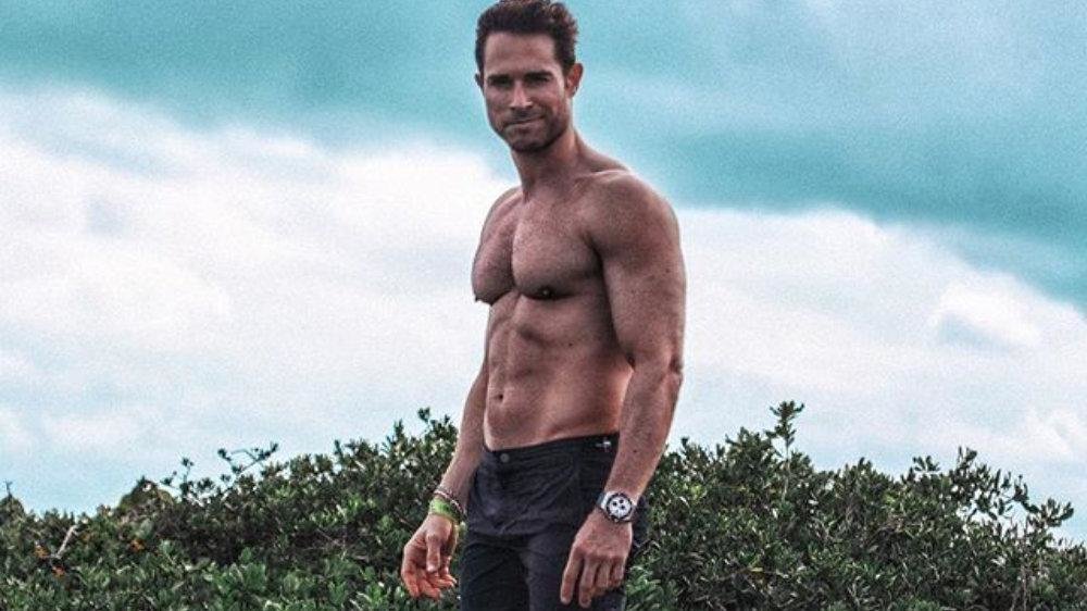 Sebastián Rulli en sus fotos más hot | MamasLatinas.com