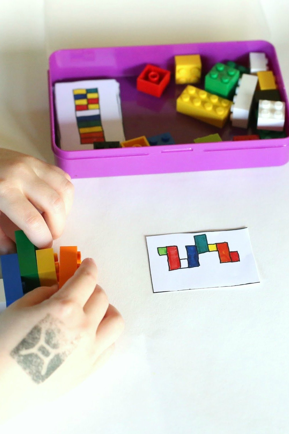 40 Fun ways to keep your kids entertained during a road trip ...