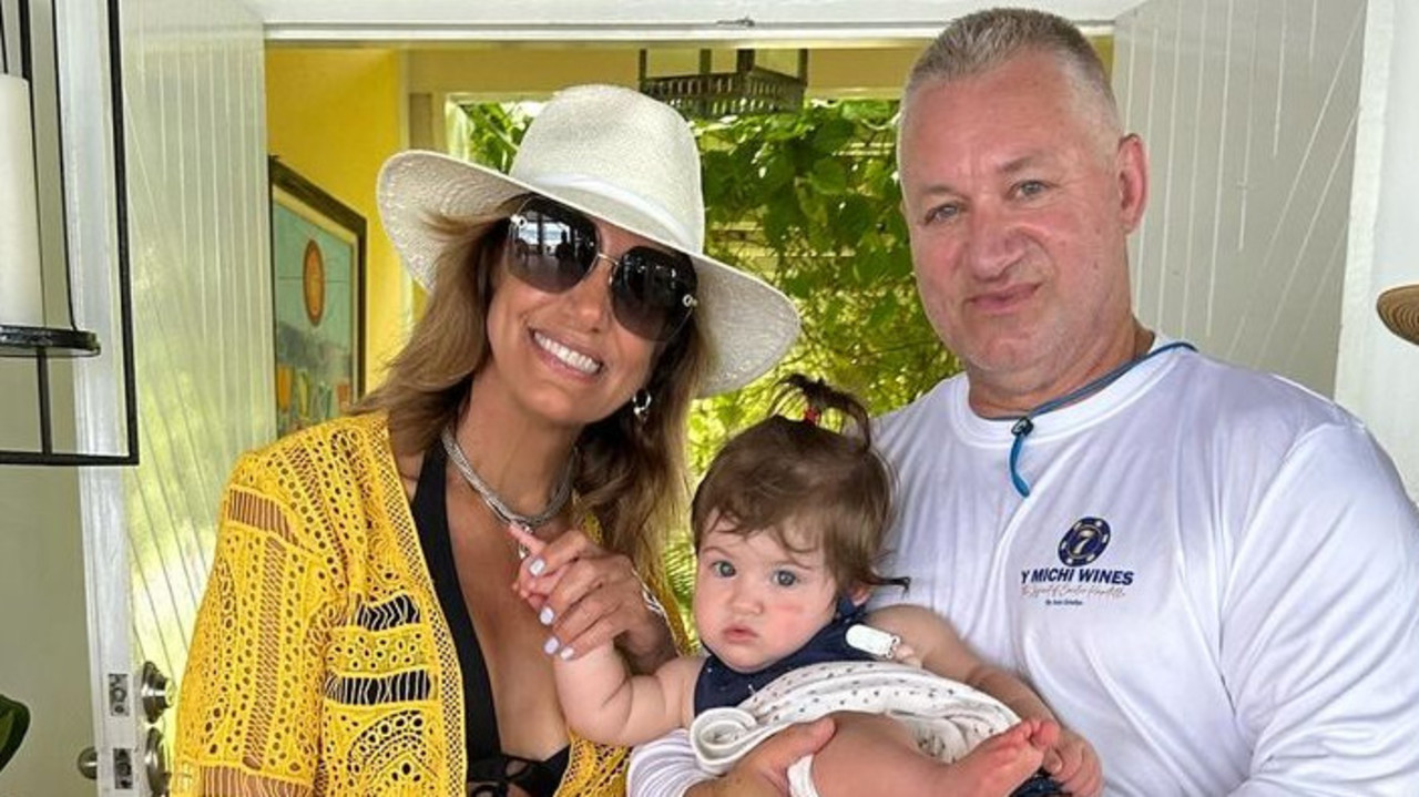 Lili Estefan derrite las redes con tiernas y nuevas fotos de su ...