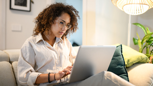 How to Become a Securities Broker: Licensing, Exams, & Career Path