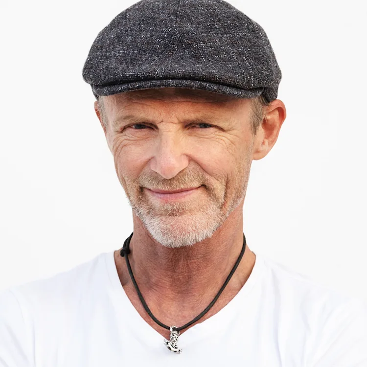 Jan Guillou - journalist och svensk författare