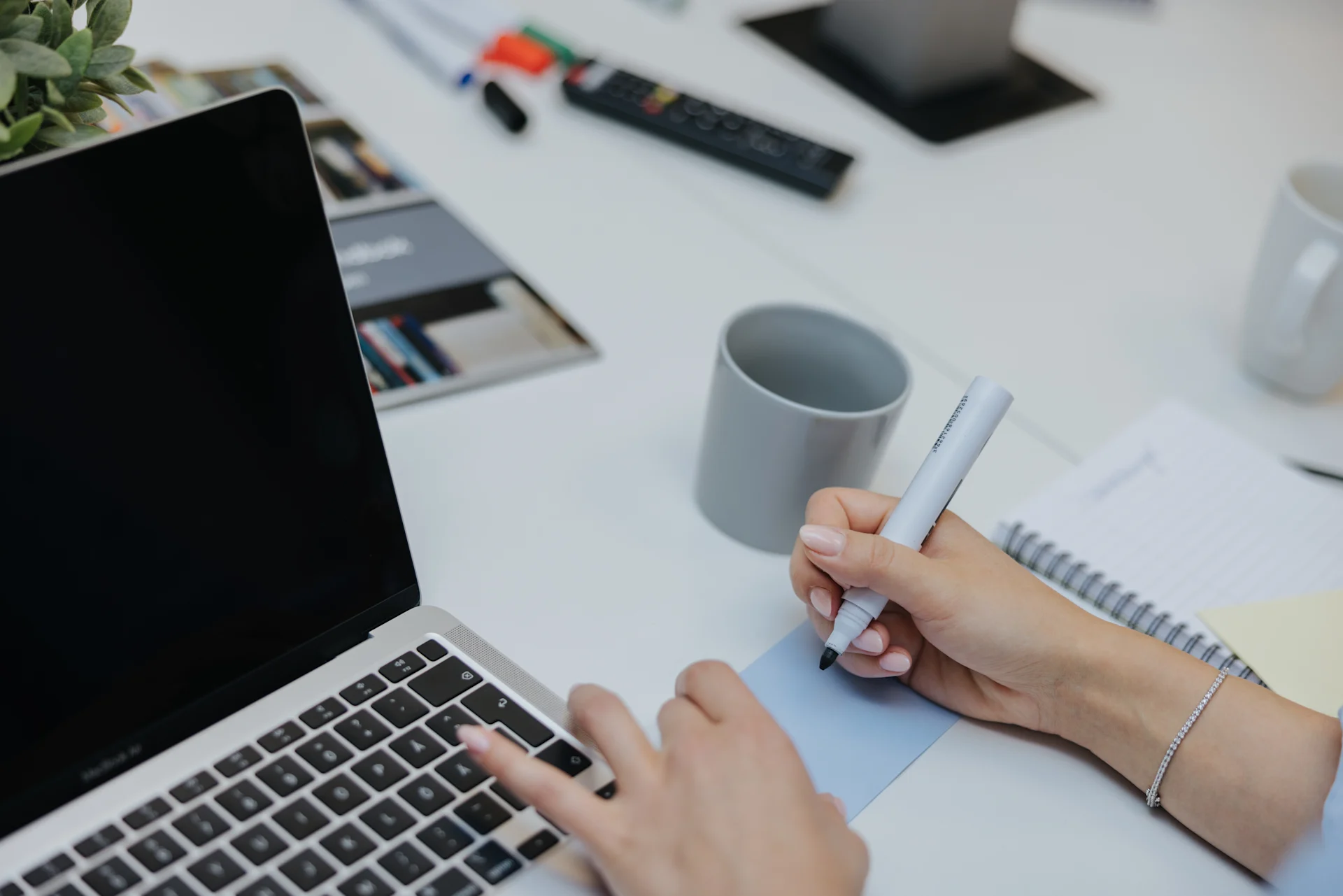 Adlibris pressmeddelande: Adlibris förvärvar Campusbokhandeln