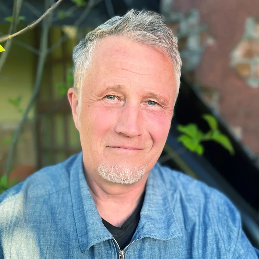 David Sundin – komiker, programledare, författare och skådespelare