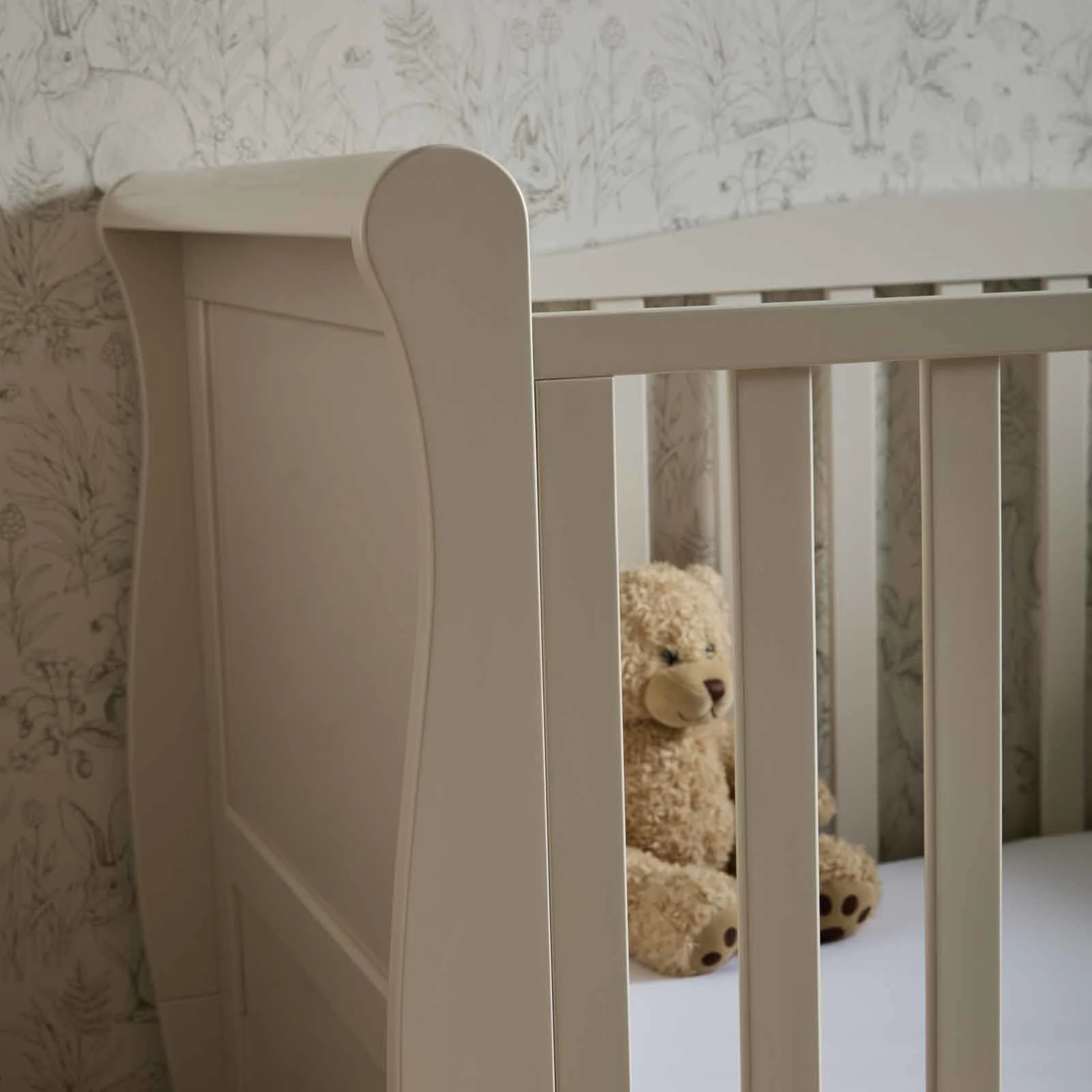 Puggle Prestbury 4-Piece Cot Bed with Drawer, Dresser Changer ...