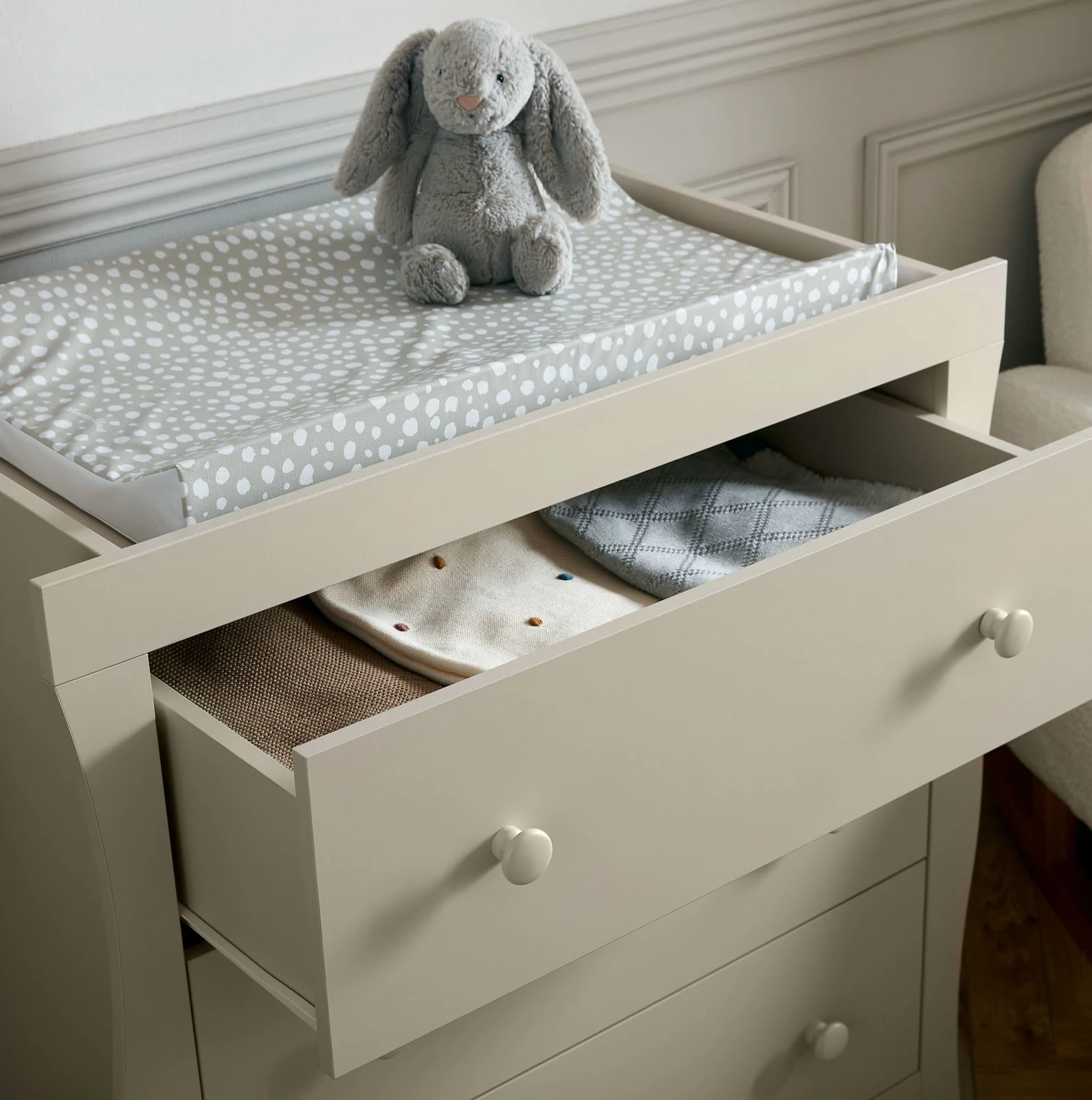 Puggle Alderley Cot Bed with Dresser Changer, Wardrobe & Deluxe Eco ...