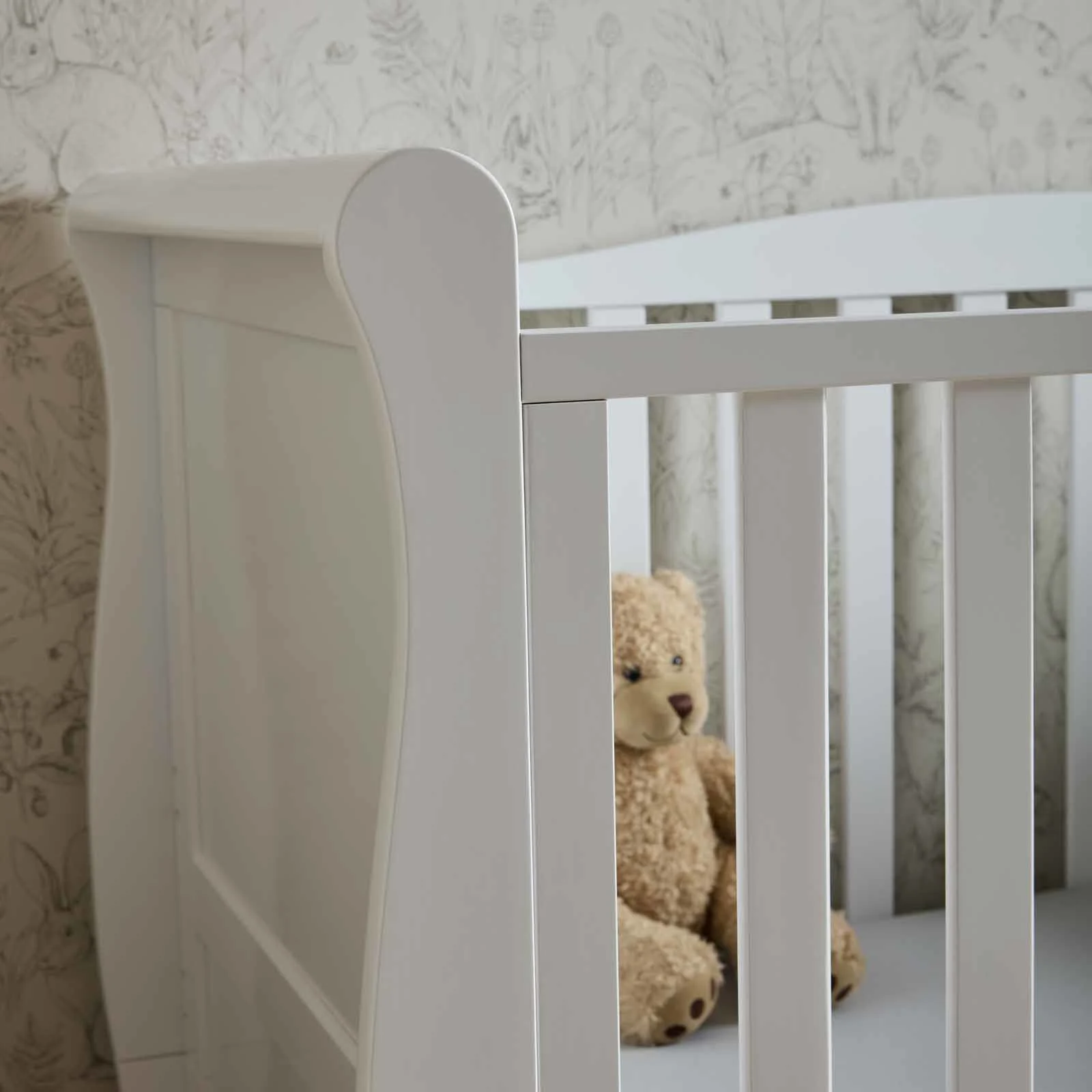 Puggle Prestbury Classic Deluxe Sleigh Cot Bed & Drawer with 10cm Maxi ...