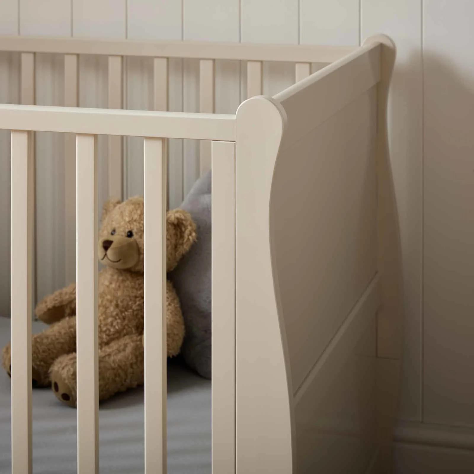 Puggle Alderley Cot Bed with Dresser Changer, Wardrobe & Deluxe Eco ...