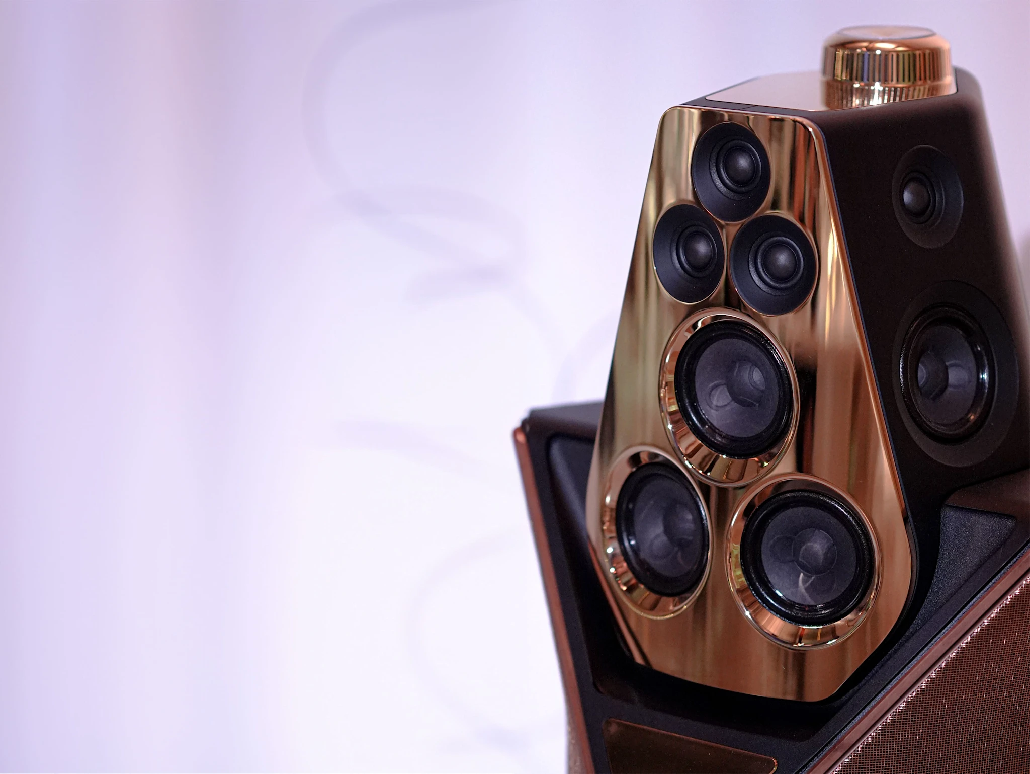 Bespoke Bang & Olufsen Products, personalised by you | B&O