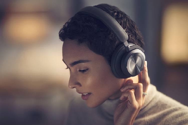 B&O BEOPLAY HX (BLACK ANTHRACITE)