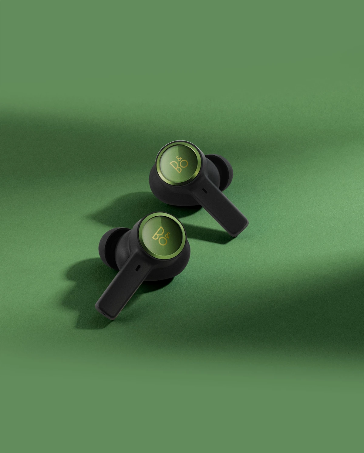 Beoplay EX Forest Green - Atelier Limited Edition | B&O