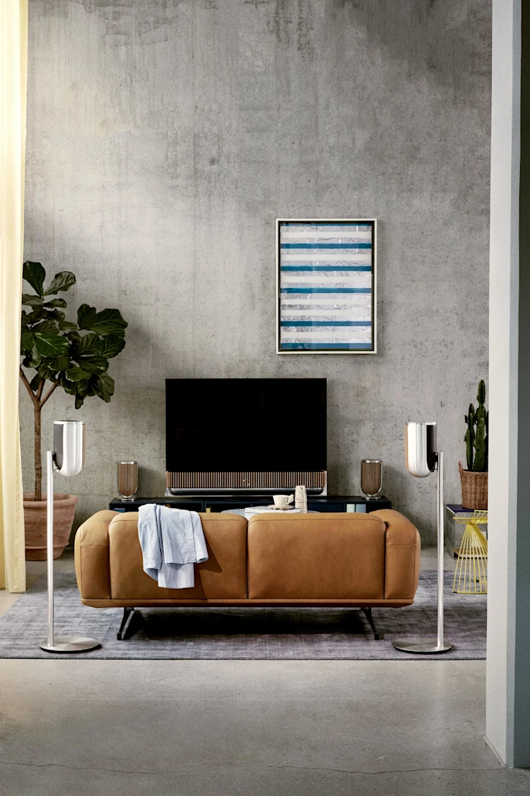High-end quality speakers - Beautiful and exclusive design | B&O