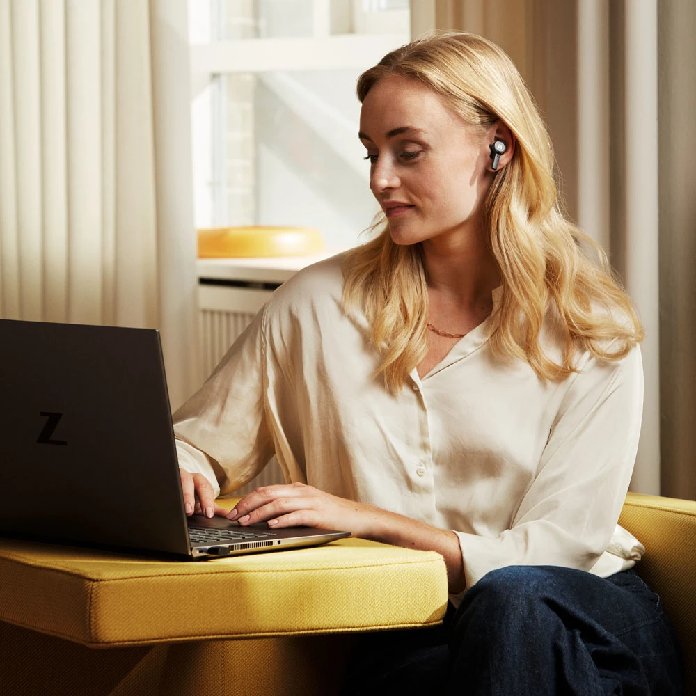 Beocom EX earphones - Flexible work on the go | Bang & Olufsen