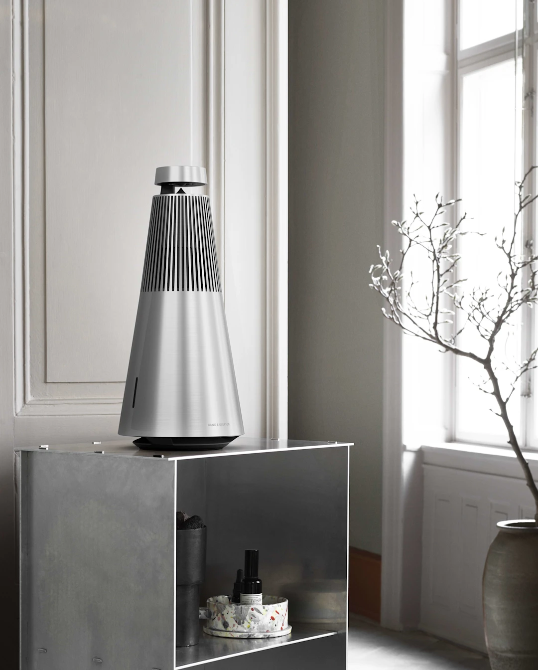 Beosound 2 – kraftfuld trådløs højttaler til hjemmet | B&O