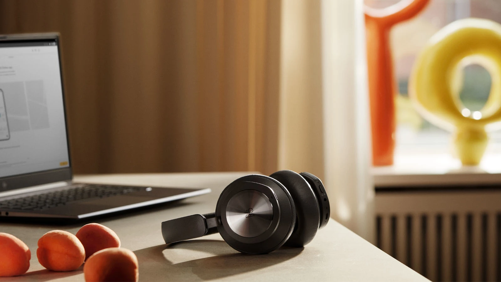 Beocom Portal, headset for business professionals | Bang & Olufsen