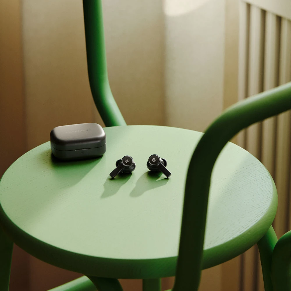 Beocom Series - Hybrid working redesigned | Bang & Olufsen