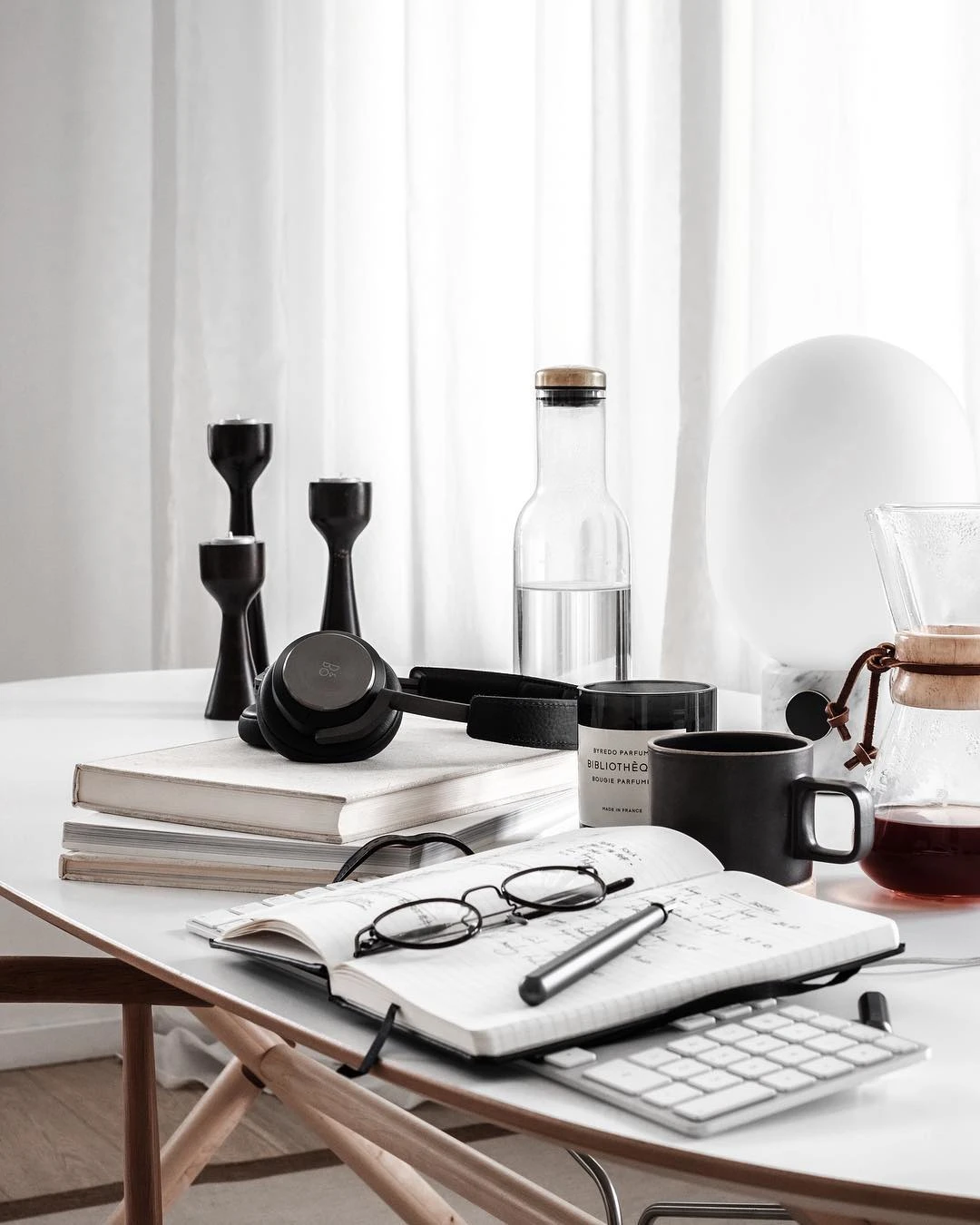 Make working from home a pleasure - Home office ideas | B&O