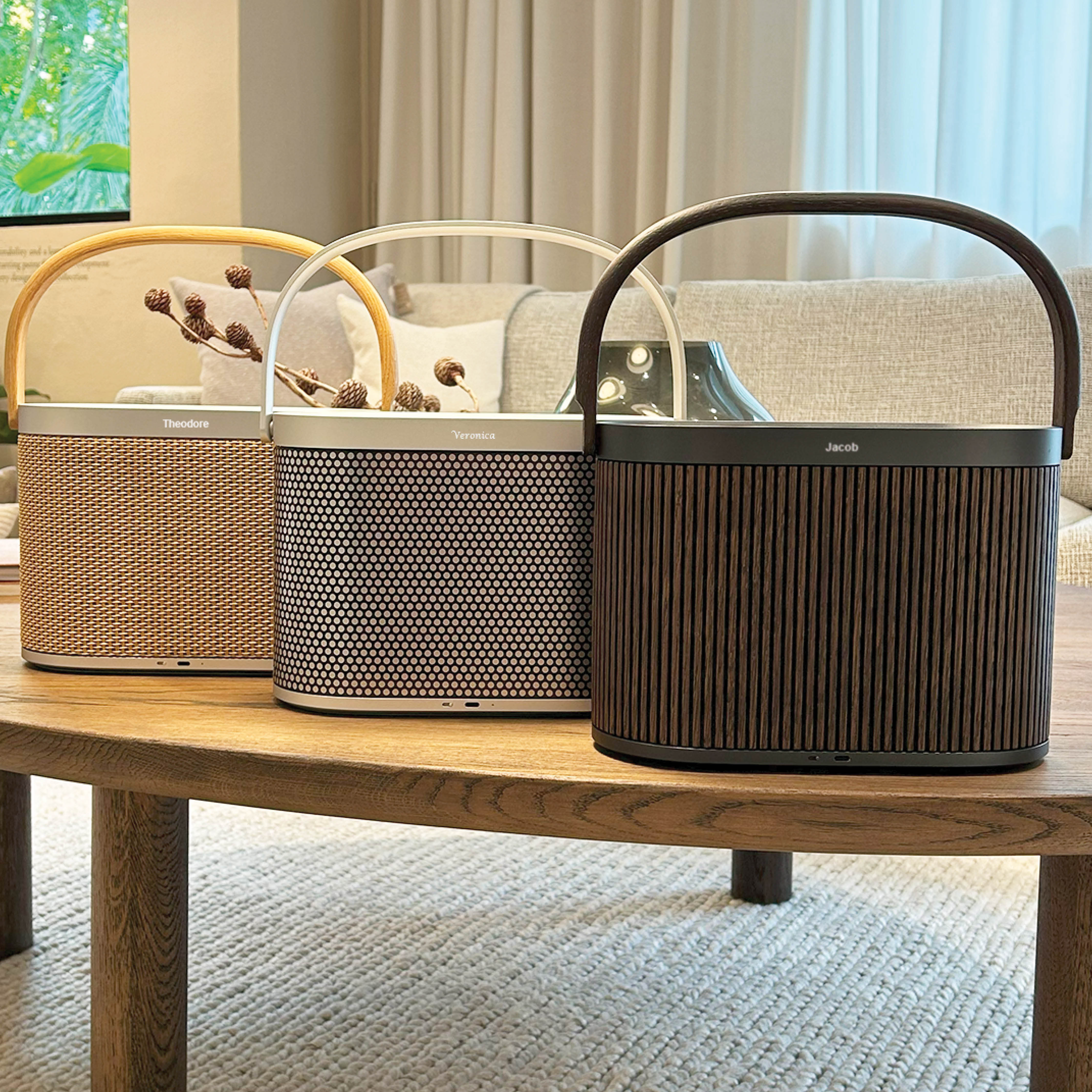 High-end quality speakers - Beautiful and exclusive design | B&O