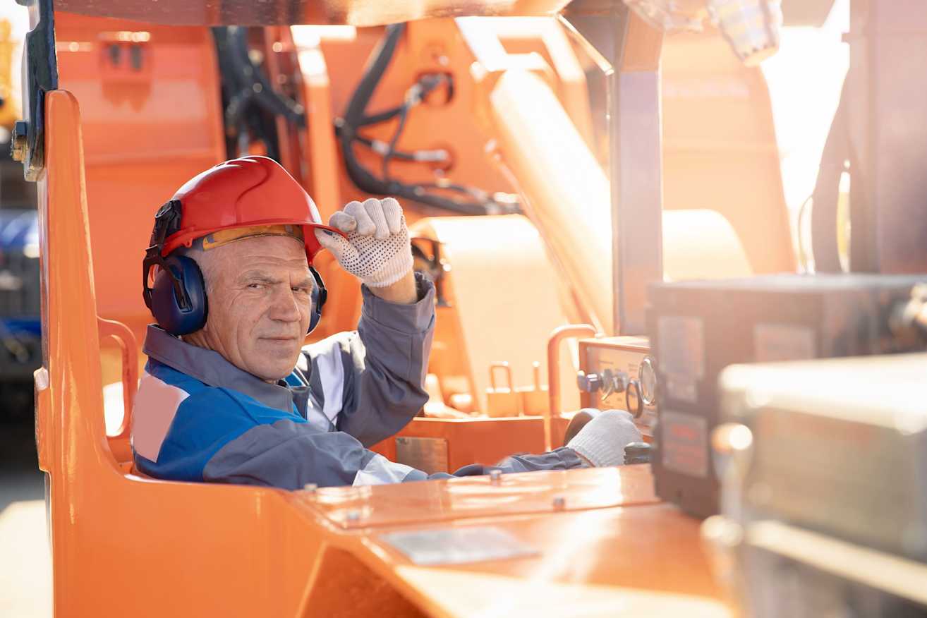 Commercial Trucking Hub | CoverWallet