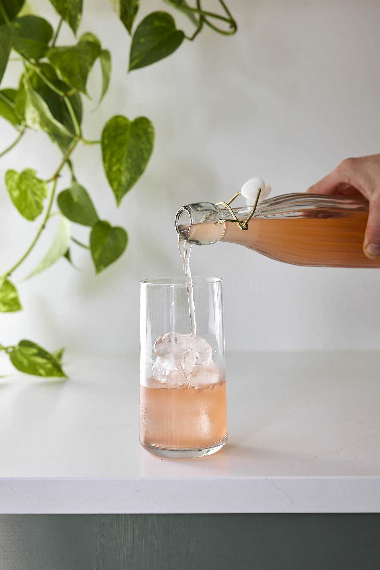 Apple & Ginger Shrub | Deliciously Ella (EU)
