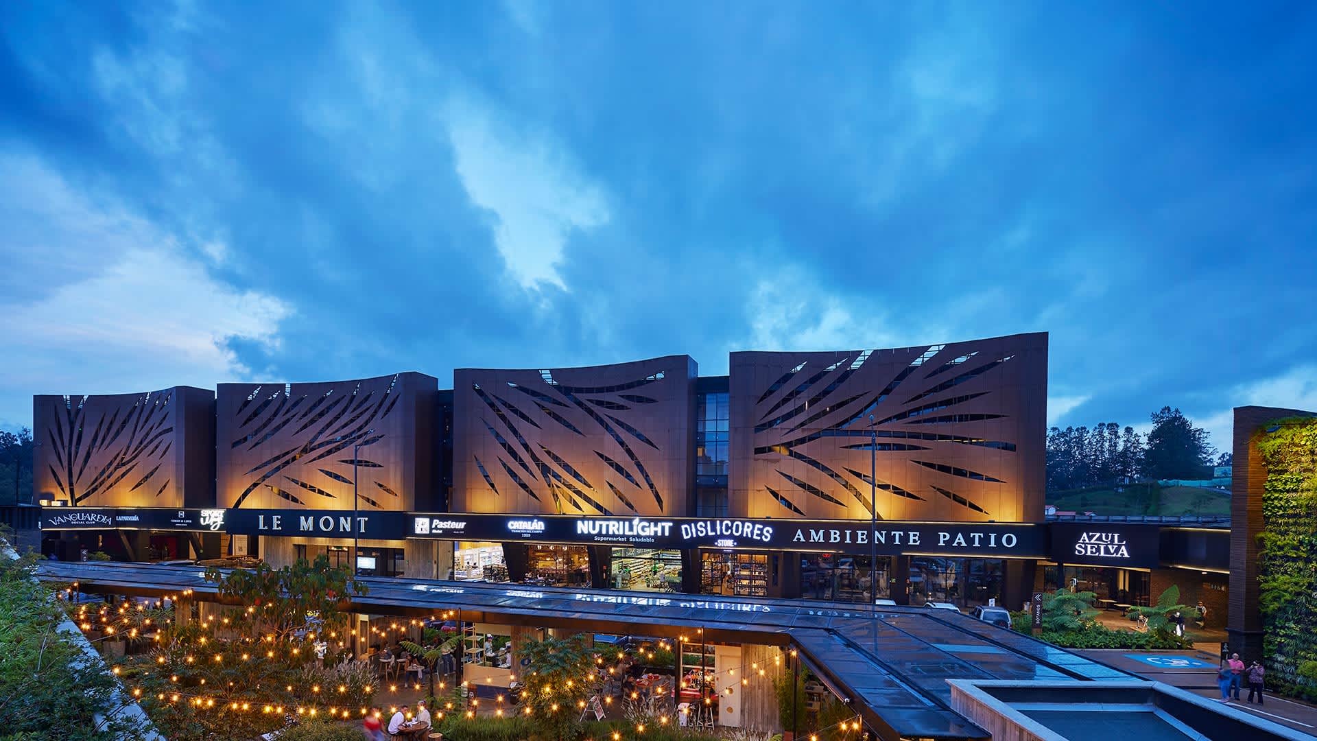 Compra oficinas en Le Mont Comercio | Arquitectura y Concreto