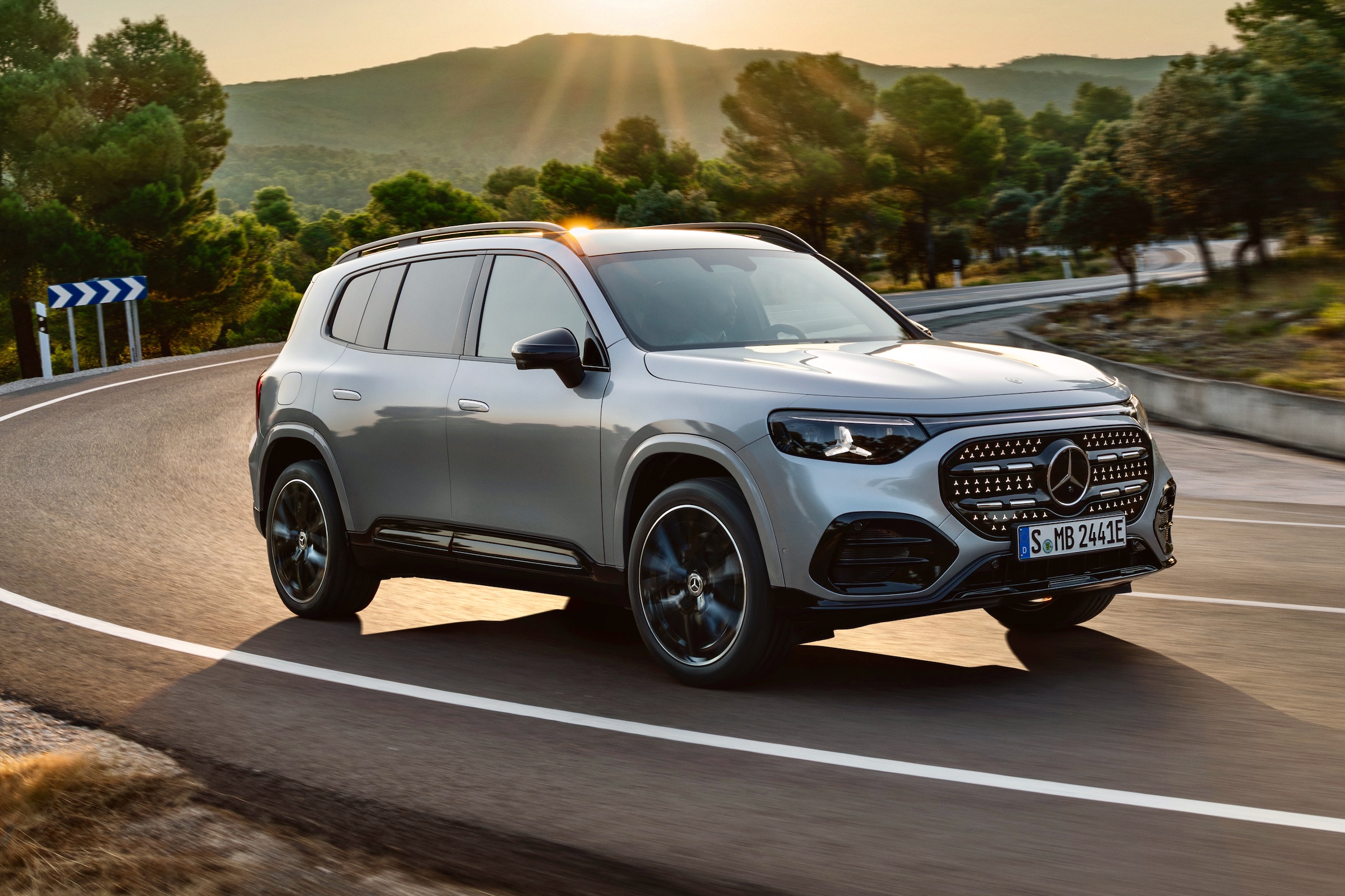 Ny Mercedes-Benz GLB EQ Tech giver "kun" op til 631 kilometer på en ...