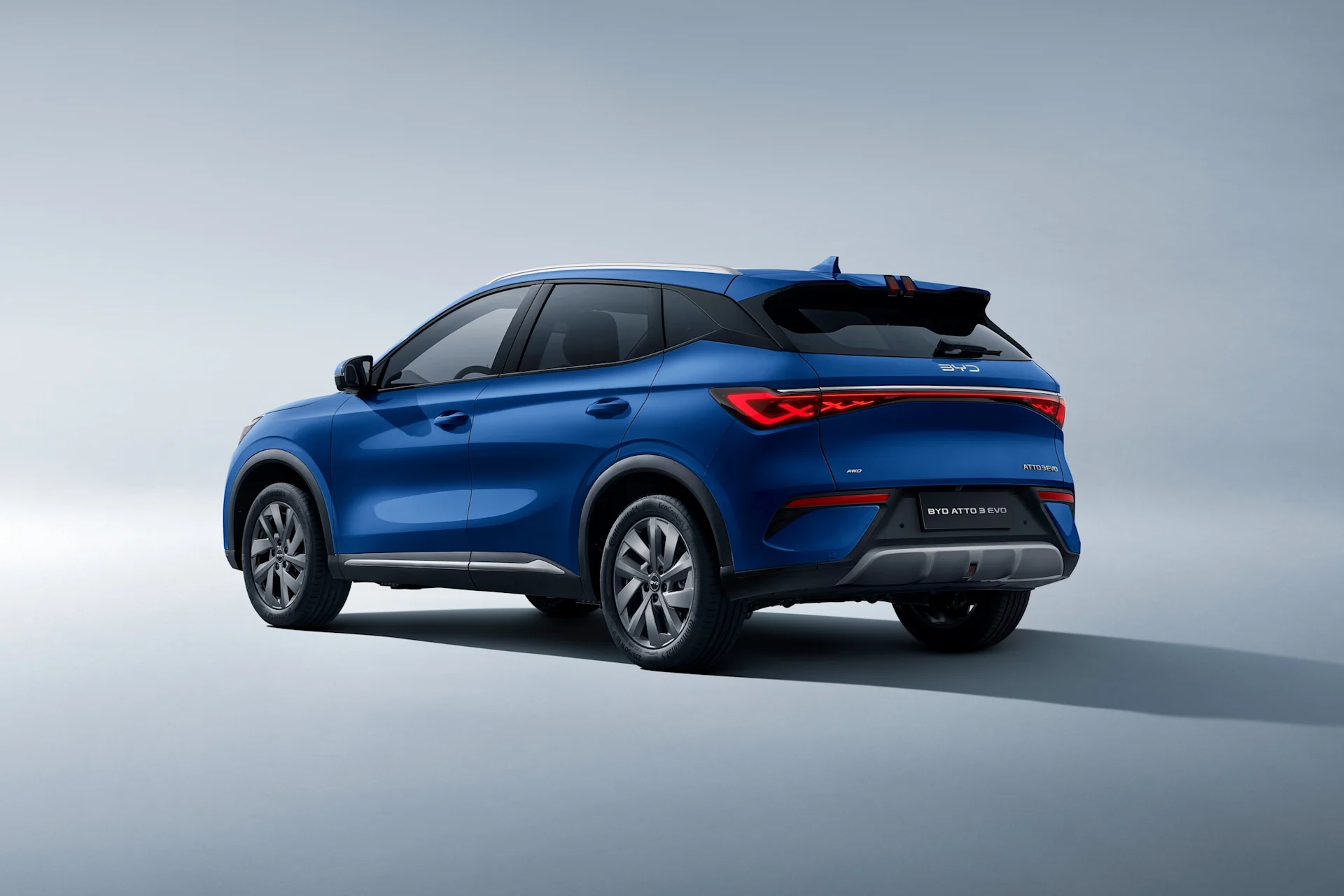 BYD Atto 3 Evo er helt ny og har op til 449 hestekræfter, men du kan ...
