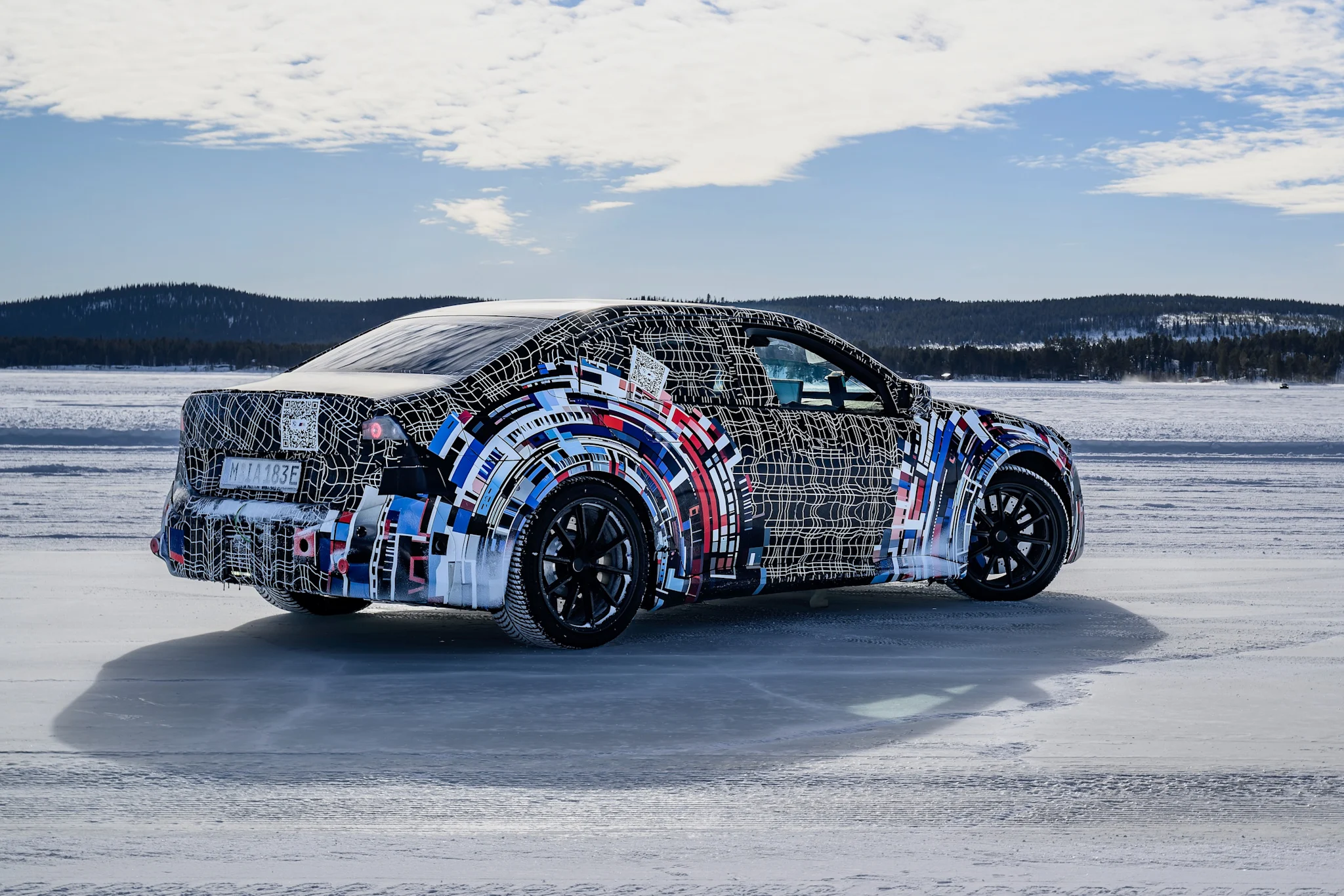 Elektrisk BMW M3 får en elmotor ved hvert hjul