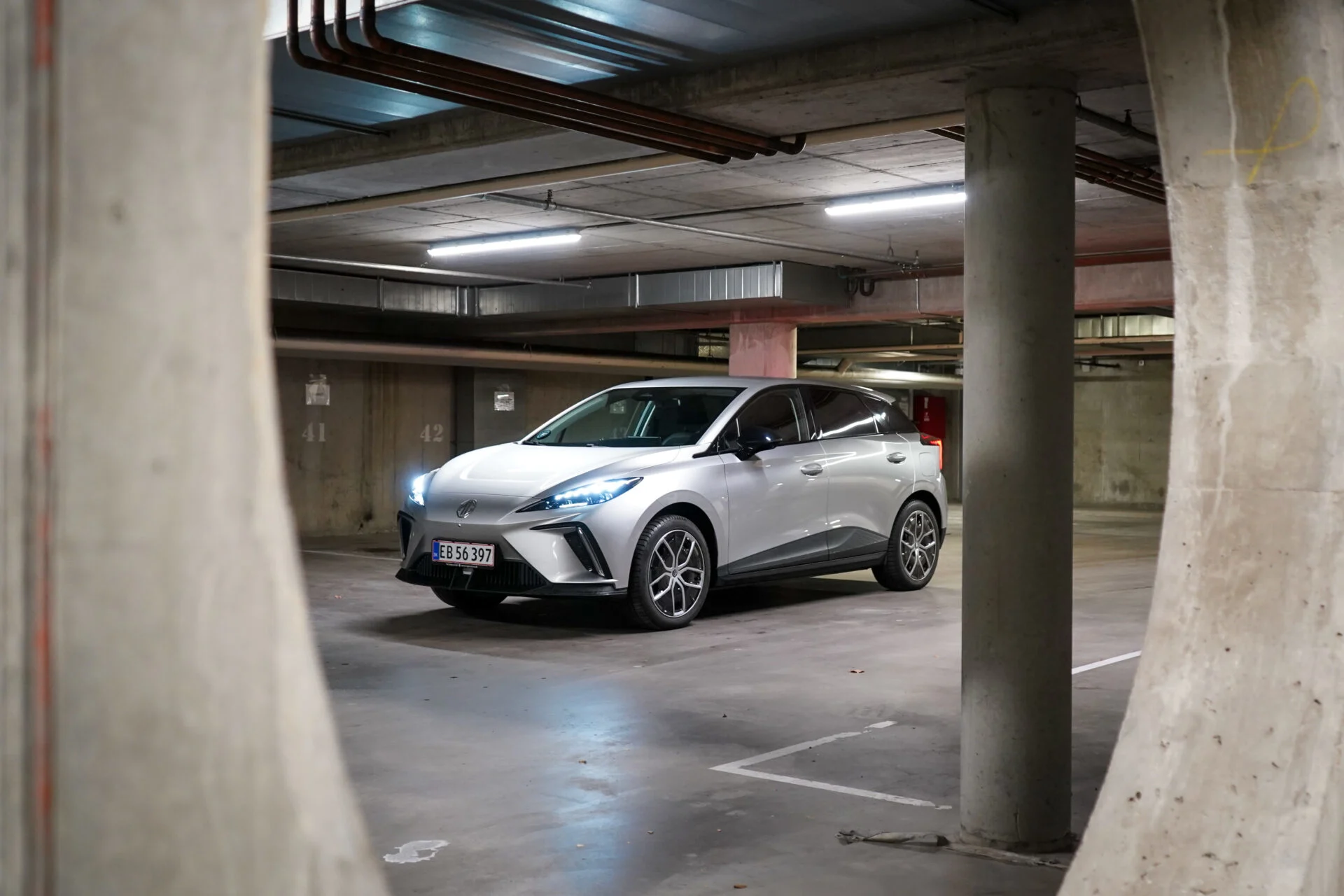 Test: Velkørende MG4 kan ikke længere være med - Bilbasen Blog