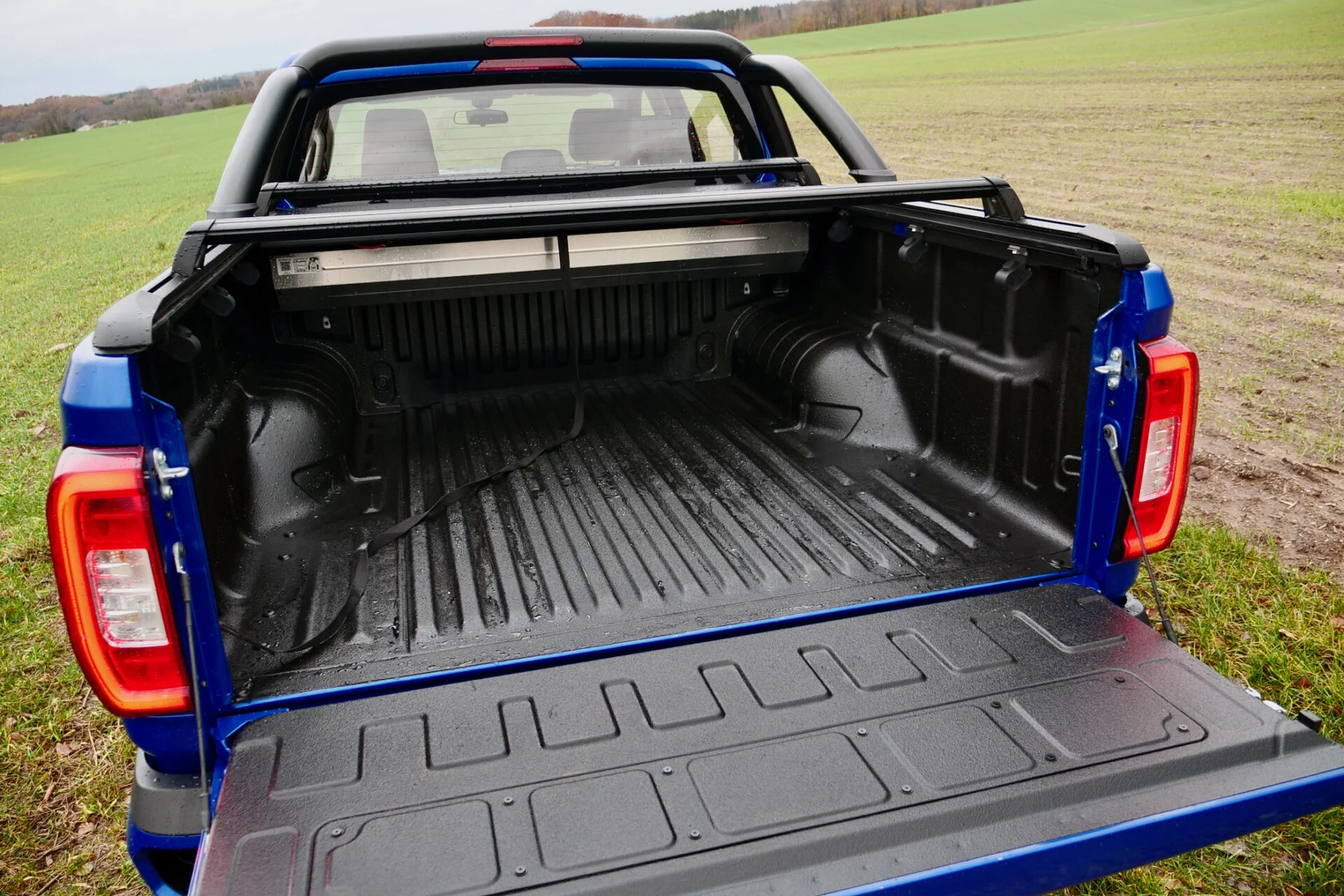 Test: Det er noget særligt at køre Maxus T90, den første elektriske ...