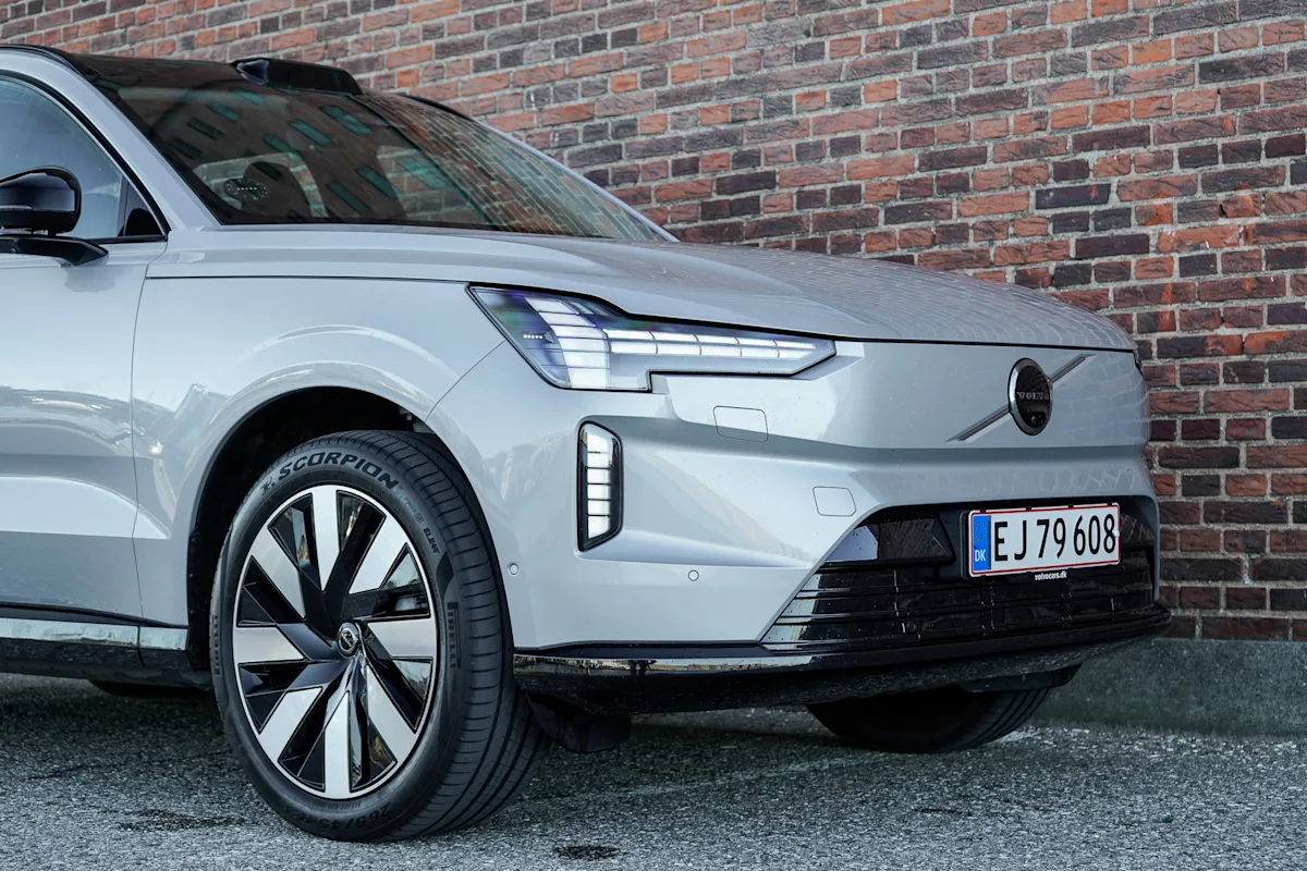 Test: Er Volvo EX90 Single Motor god eller gumpetung?