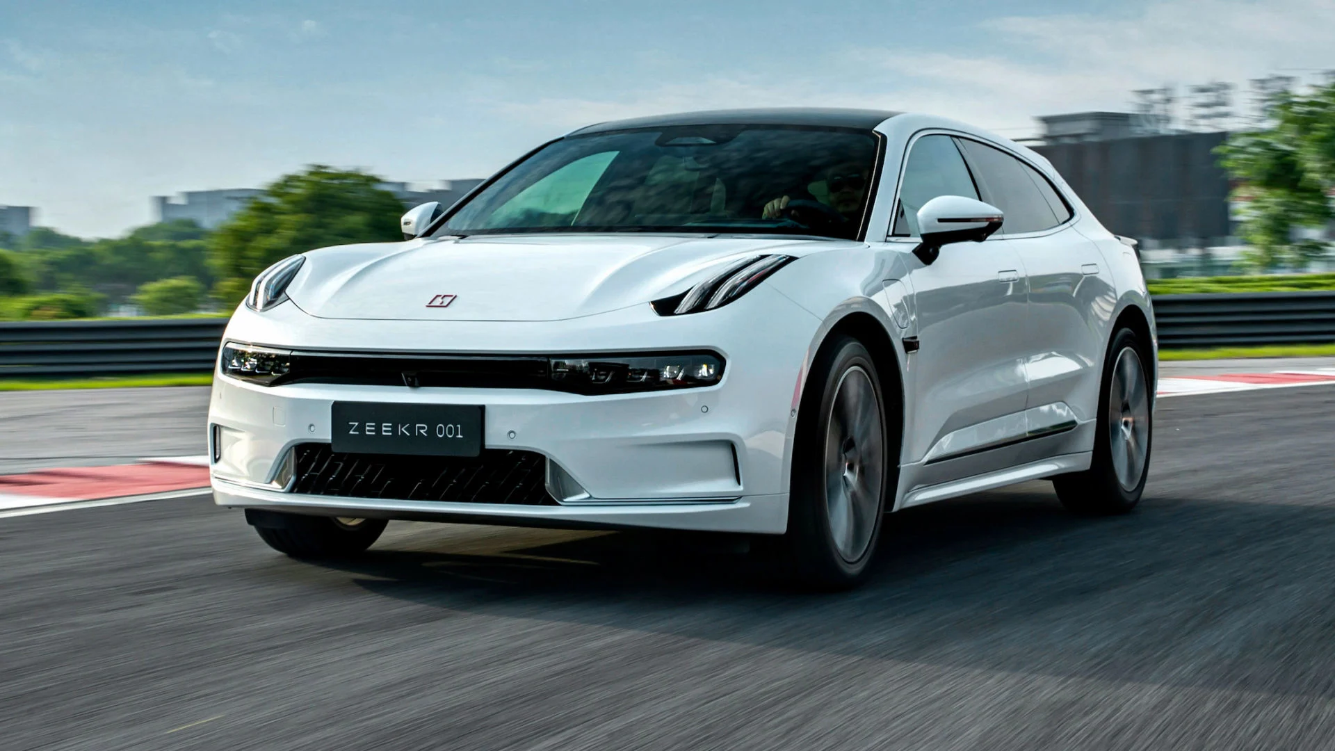 Zeekr klar med privatleasing af 7X og 001