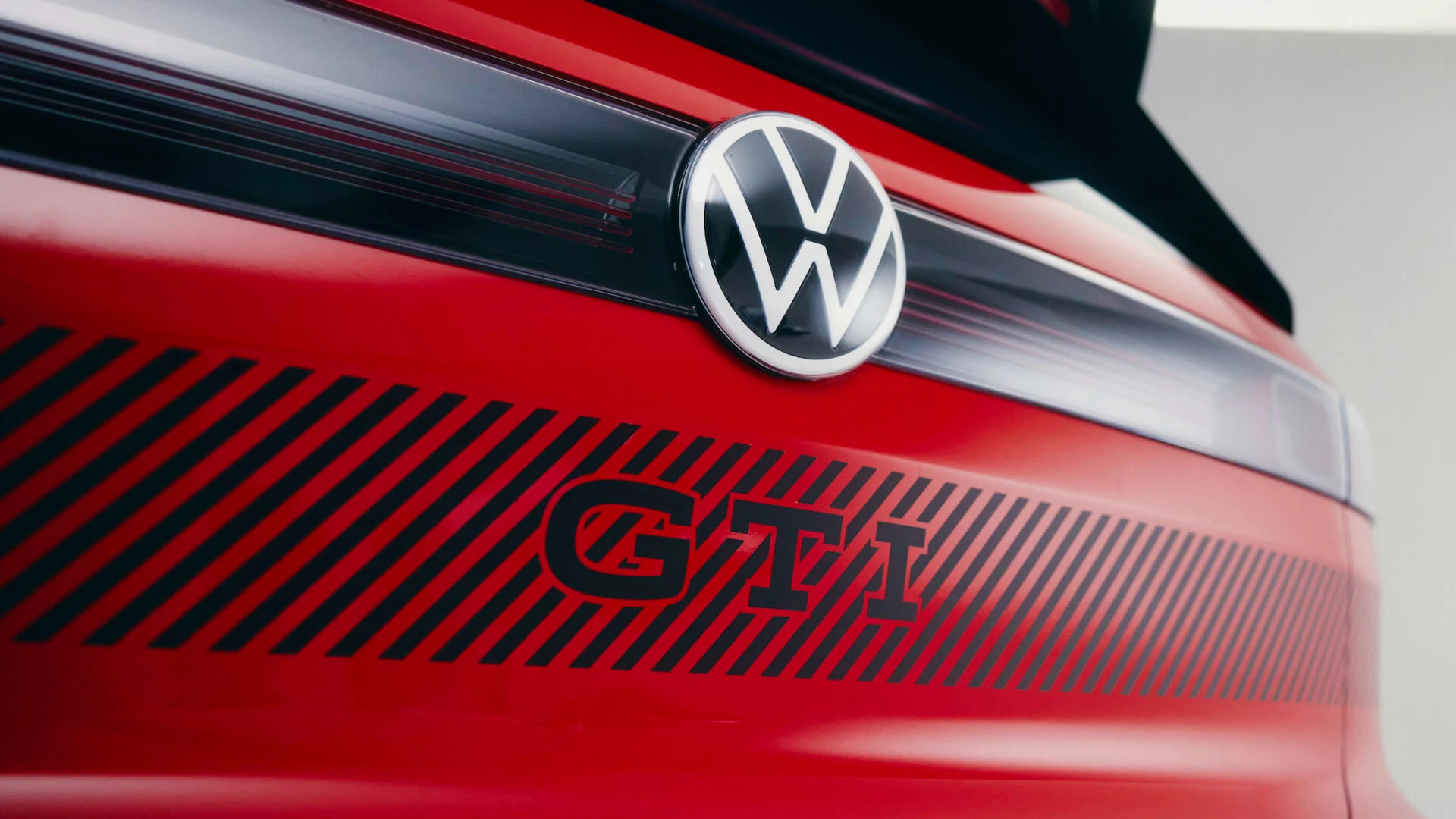 Volkswagen går elektrisk med GTI - Bilbasen Blog