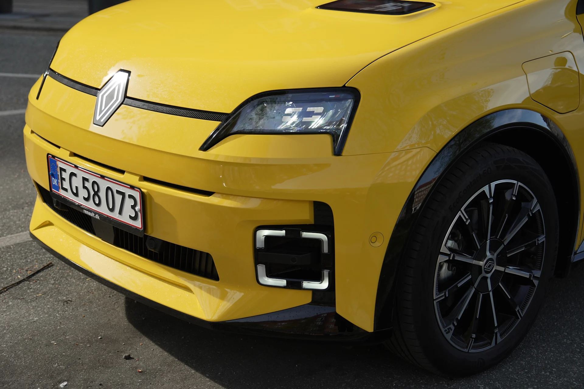 Test: Renault 5 E-Tech er klart den bedste elektriske minibil
