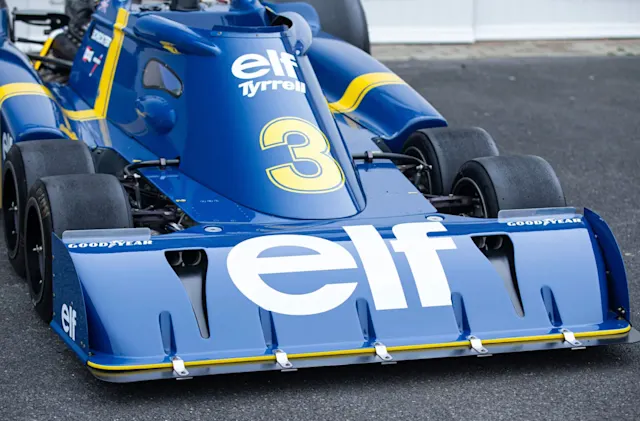 Nu kan du købe den mærkeligste Formel 1 bil i historien - Bilbasen Blog