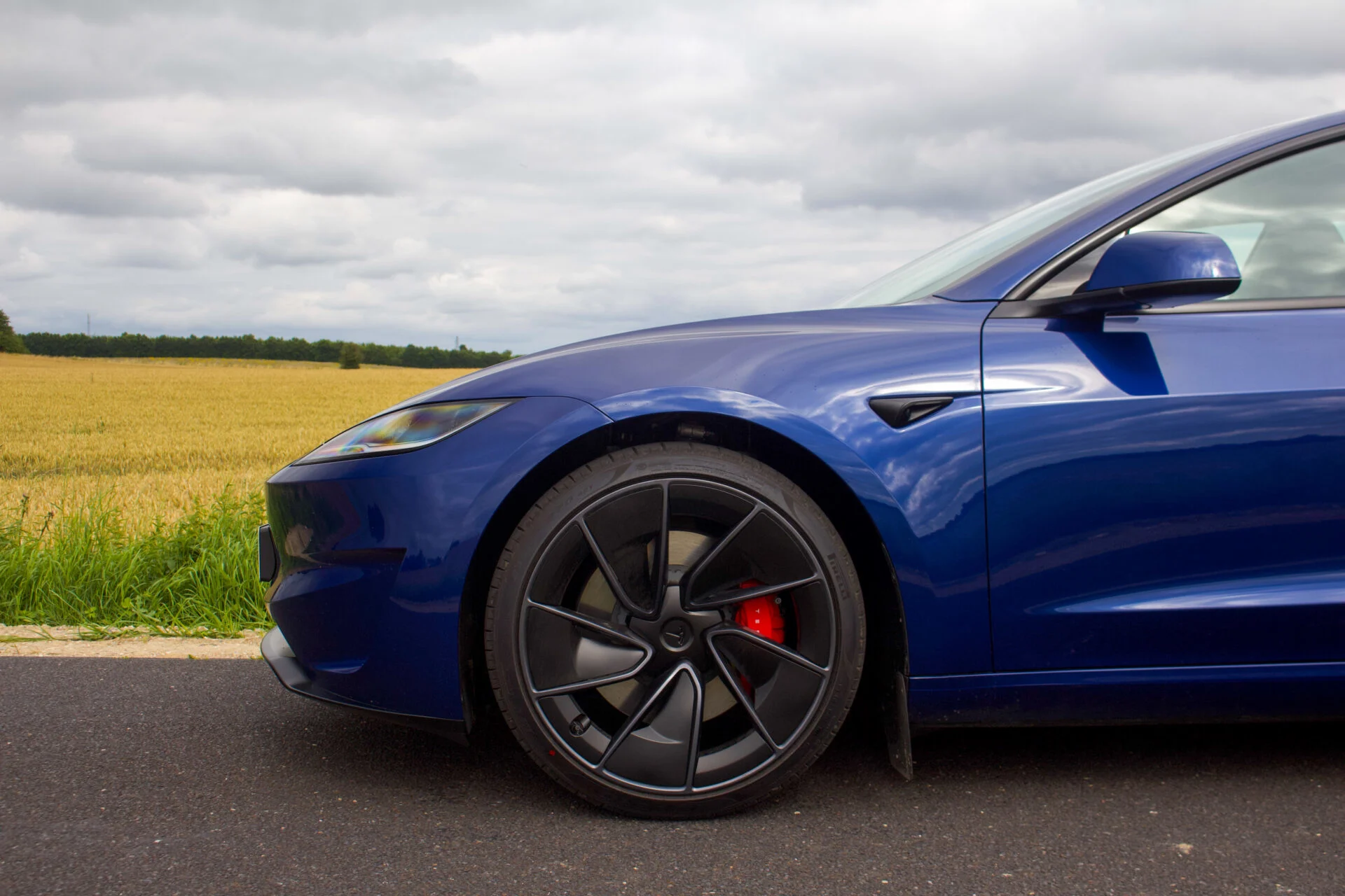 Test: Tesla Model 3 Performance er en supersedan til spotpris ...