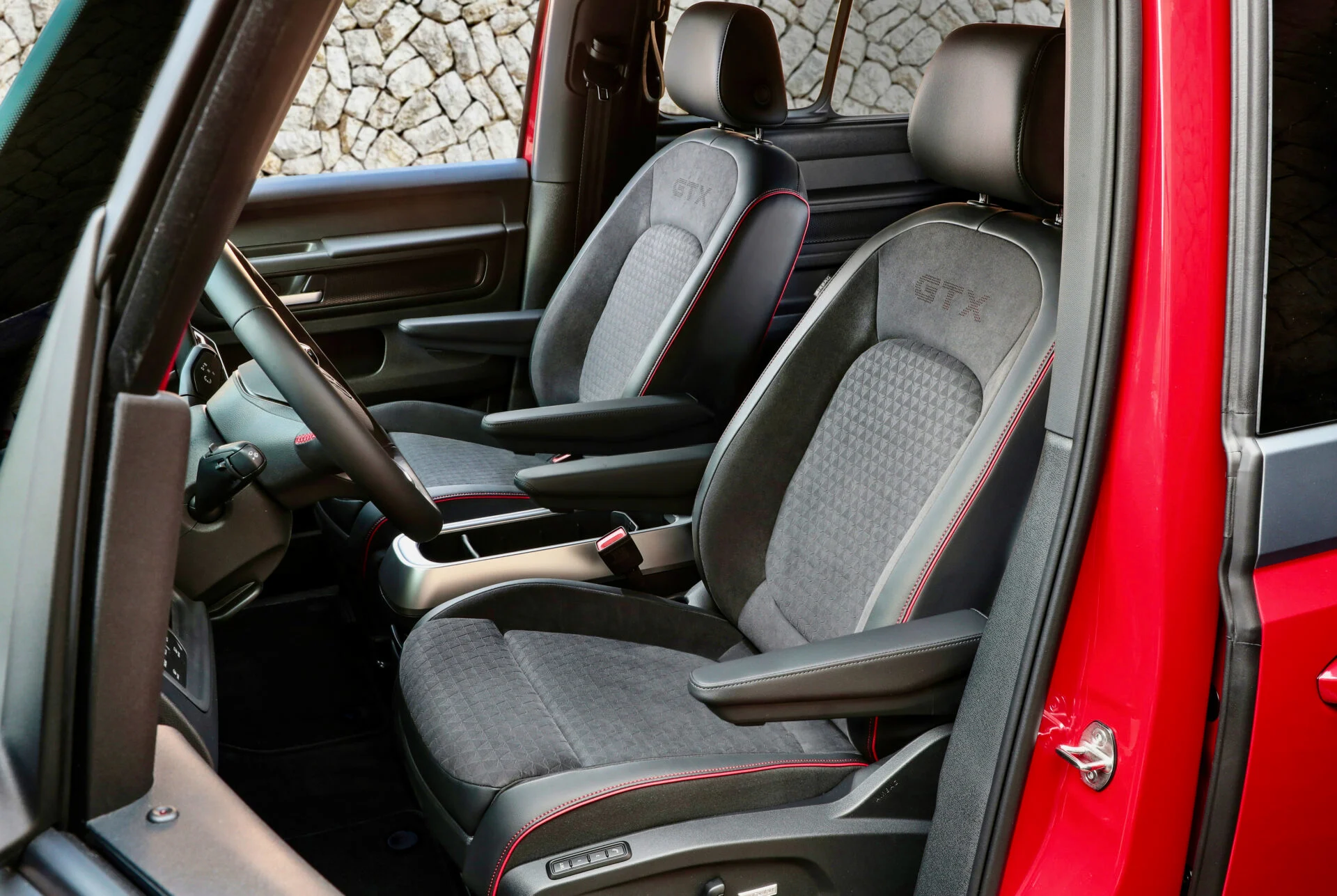 VW ID. Buzz GTX med 340 hk - priserne er klar - Bilbasen Blog