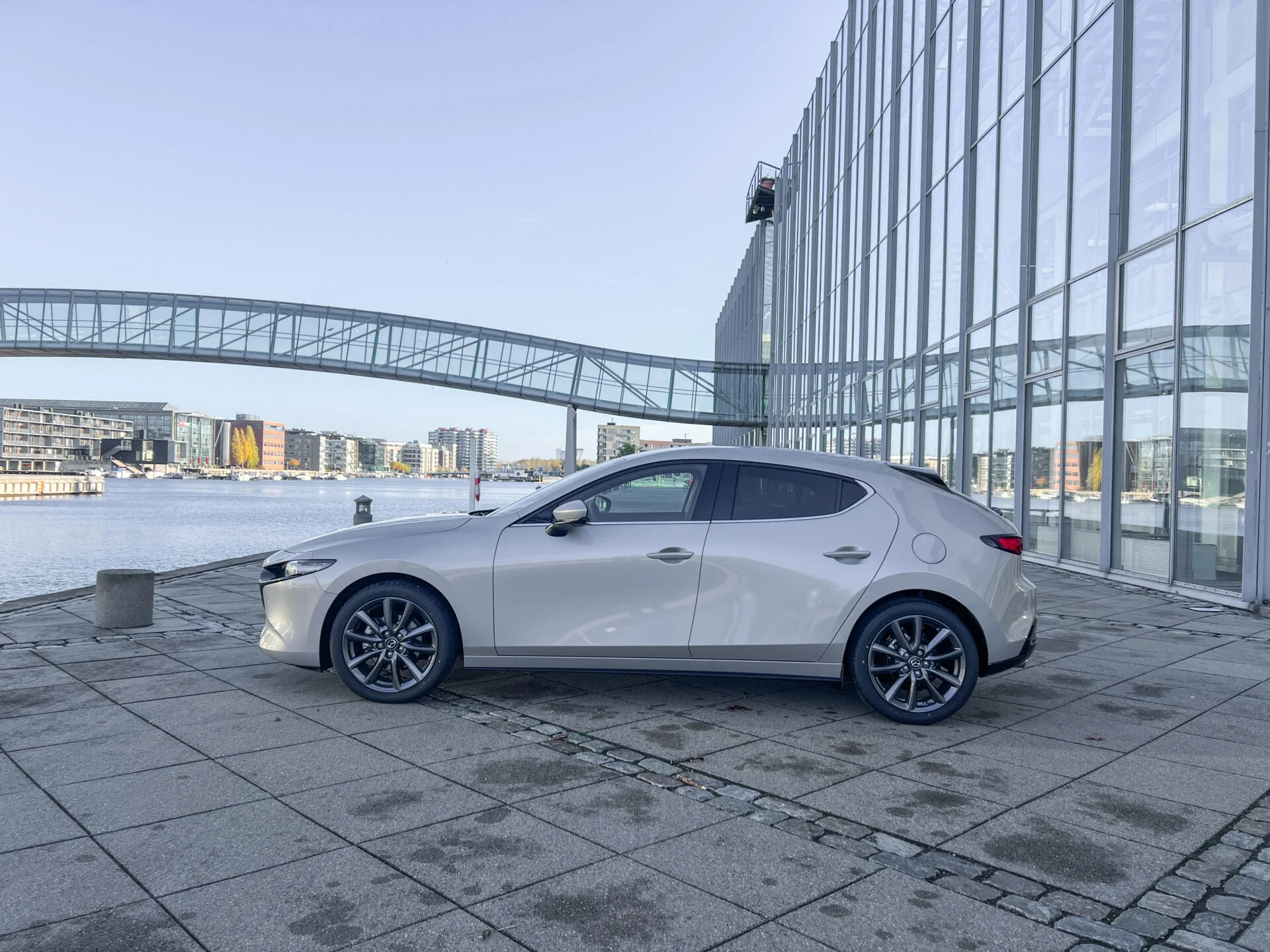 Test: Endnu en lille opdatering til aldrende Mazda 3 - Bilbasen Blog