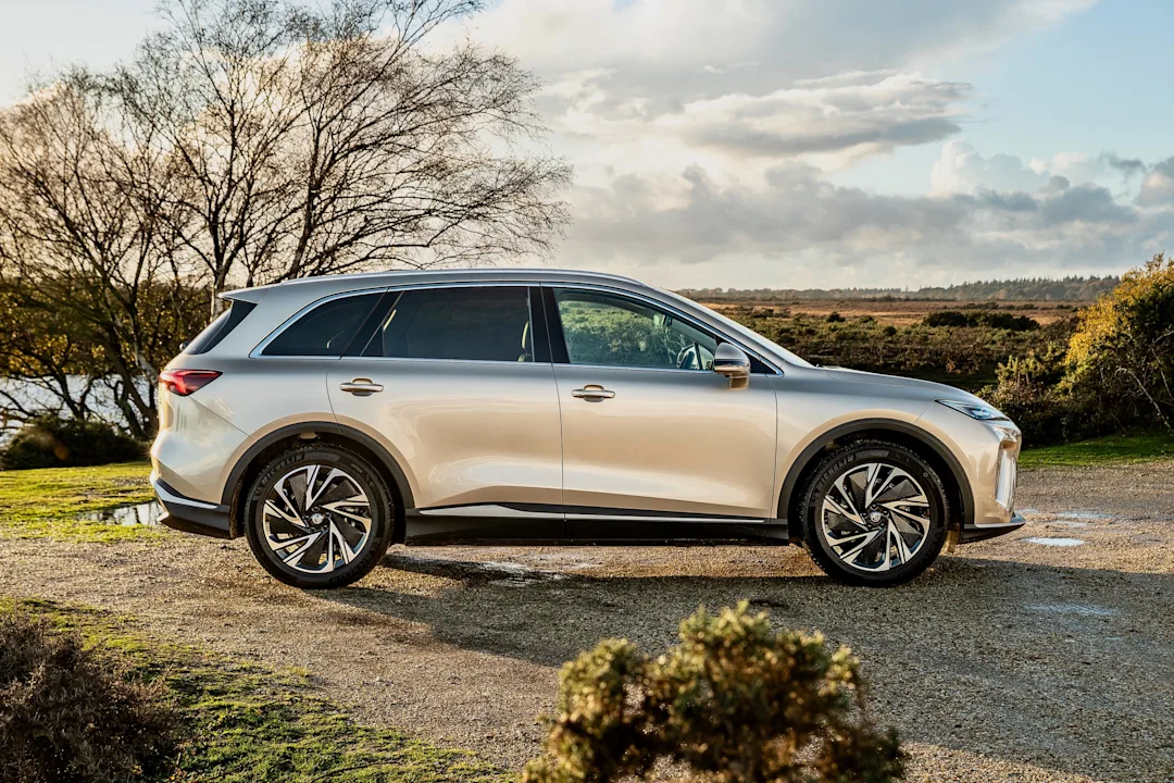 MGS6 EV er i Danmark i starten af 2026 i to versioner