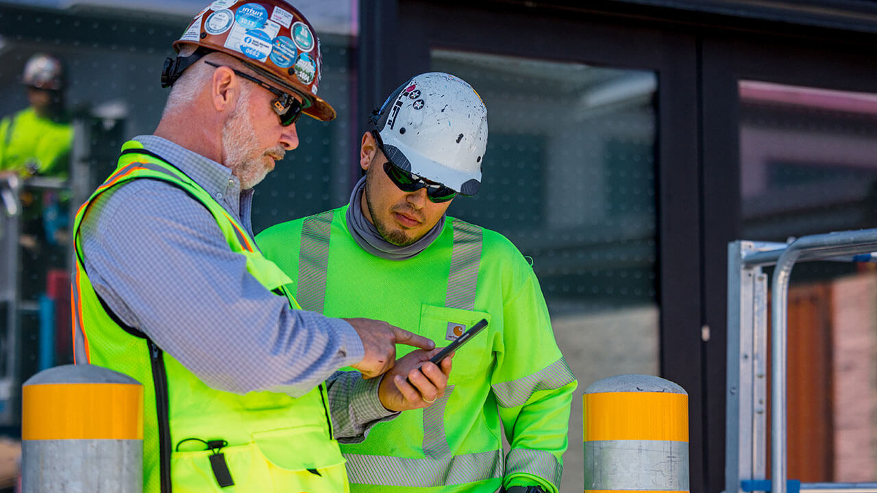 The Workforce Management Guide for Specialty Contractors | Procore