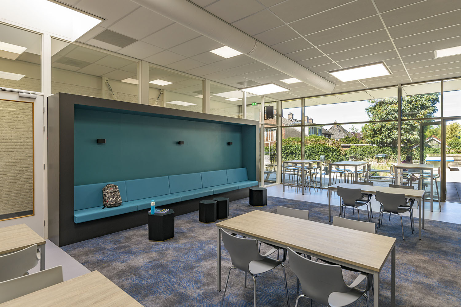 NEON College Enschede - Beltman Architecten