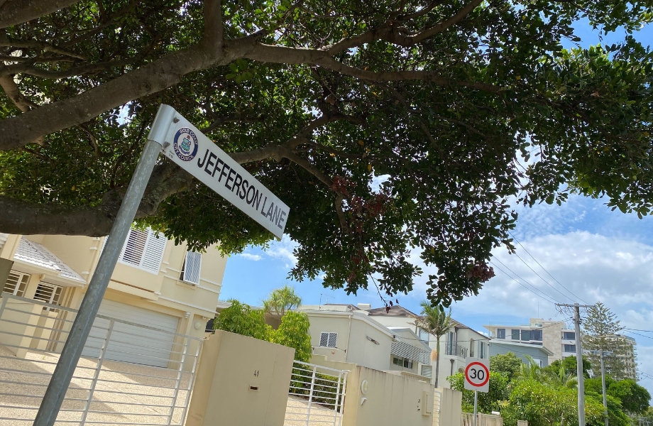 Seven-Storey ‘Skinny’ Mansion Revealed for Gold Coast Beachfront Site ...