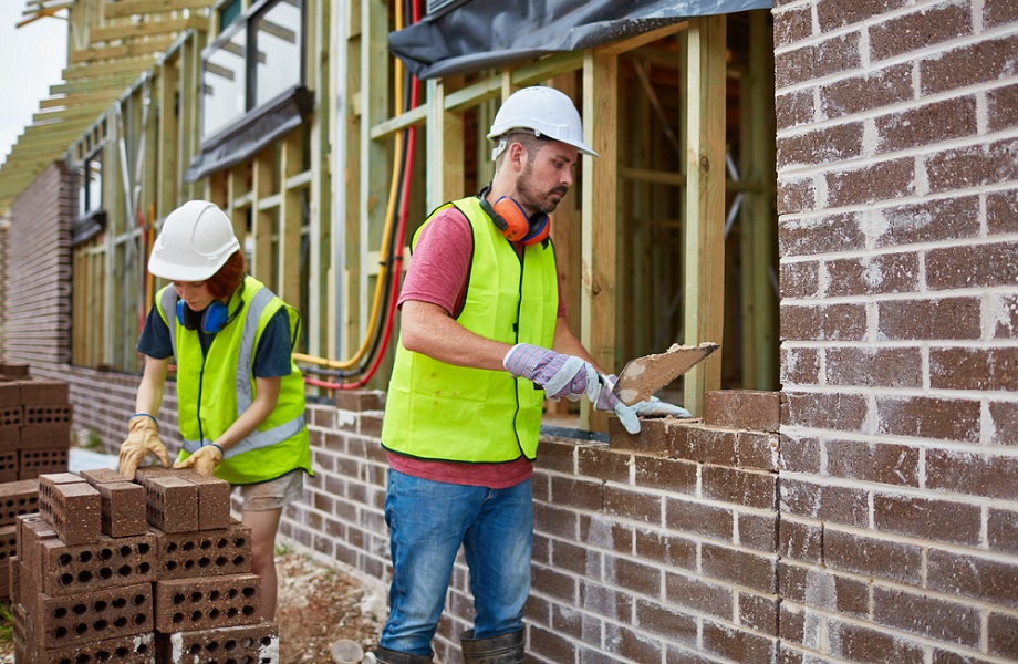 Bricklayers Top Nation’s Tradies Shortage List | The Urban Developer