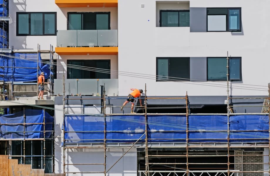 Industry Gives ALP Housing Schemes Thumbs Up