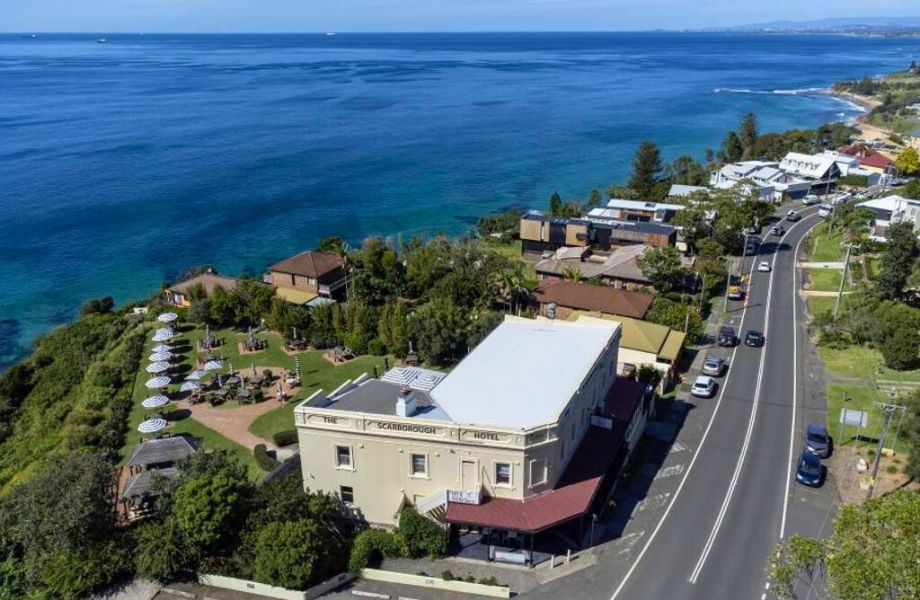 Rising Pub Baron Picks Up Cliffside Hotel at the ‘Gong | The Urban ...