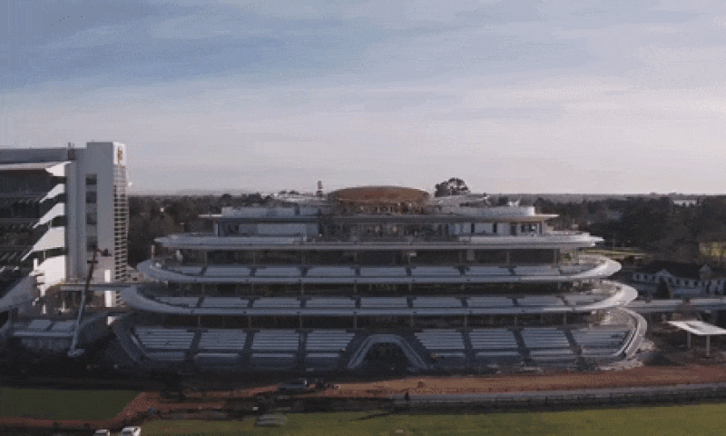 Victoria Racing Club Completes New $128 Million Stand | The Urban Developer