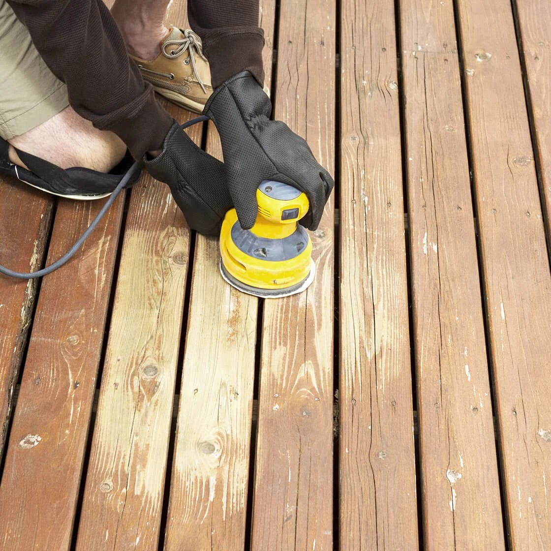 Here’s How to Stain Wood Inside or Outside Your Home | Home Hardware